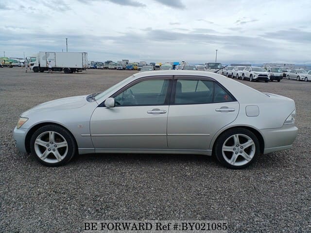 Used 2000 TOYOTA ALTEZZA AS200/GF-GXE10 for Sale BY021085 - BE FORWARD