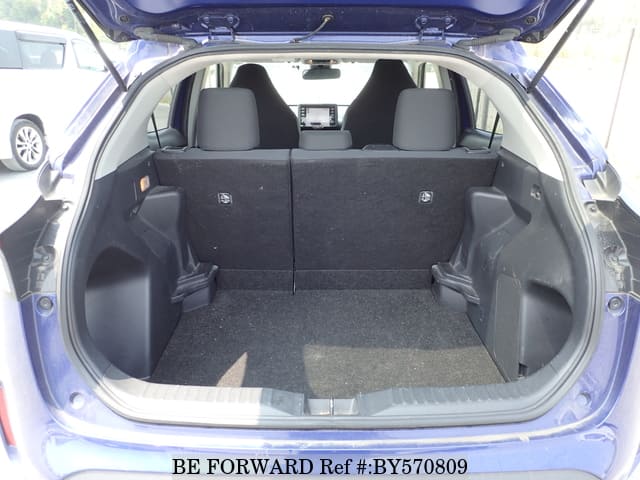 Used 2021 TOYOTA YARIS CROSS HYBRID X/6AA-MXPJ10 for Sale BY570809 - BE ...