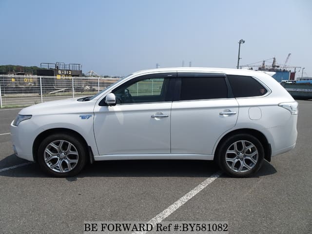 Used 2014 MITSUBISHI OUTLANDER PHEV/DLA-GG2W for Sale BY581082 - BE FORWARD