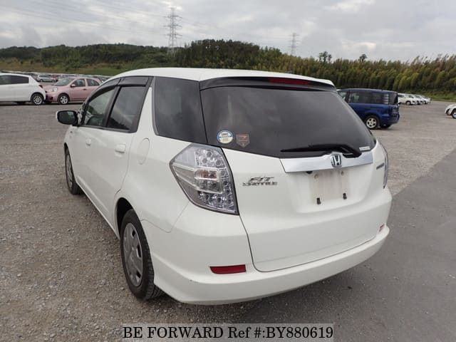 Used 2013 HONDA FIT SHUTTLE HYBRID C/DAA-GP2 for Sale BY880619 - BE FORWARD