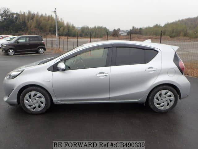 Used 2018 TOYOTA AQUA HYBRID S/DAA-NHP10 for Sale CB490339 - BE FORWARD