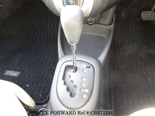 Used 2005 TOYOTA VITZ F CREAM COLLECTION/DBA-KSP90 for Sale CB571240 ...