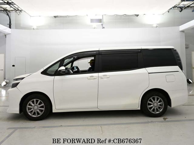 Used 2016 TOYOTA VOXY V/DBA-ZRR80G for Sale CB676367 - BE FORWARD
