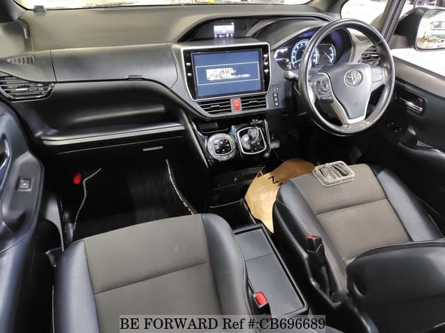 Used 2017 TOYOTA NOAH HYBRID SI WXB/DAA-ZWR80W for Sale CB696689 - BE ...