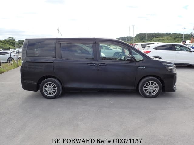 Used 2014 TOYOTA VOXY HYBRID V/DAA-ZWR80G for Sale CD371157 - BE FORWARD