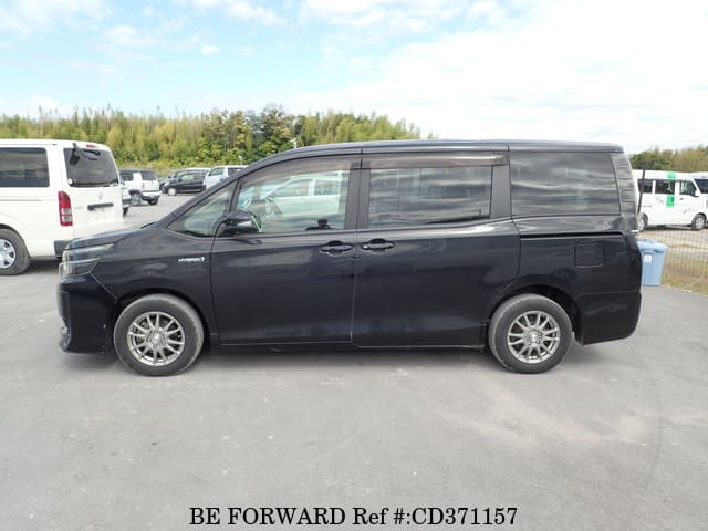 Used 2014 TOYOTA VOXY HYBRID V/DAA-ZWR80G for Sale CD371157 - BE FORWARD